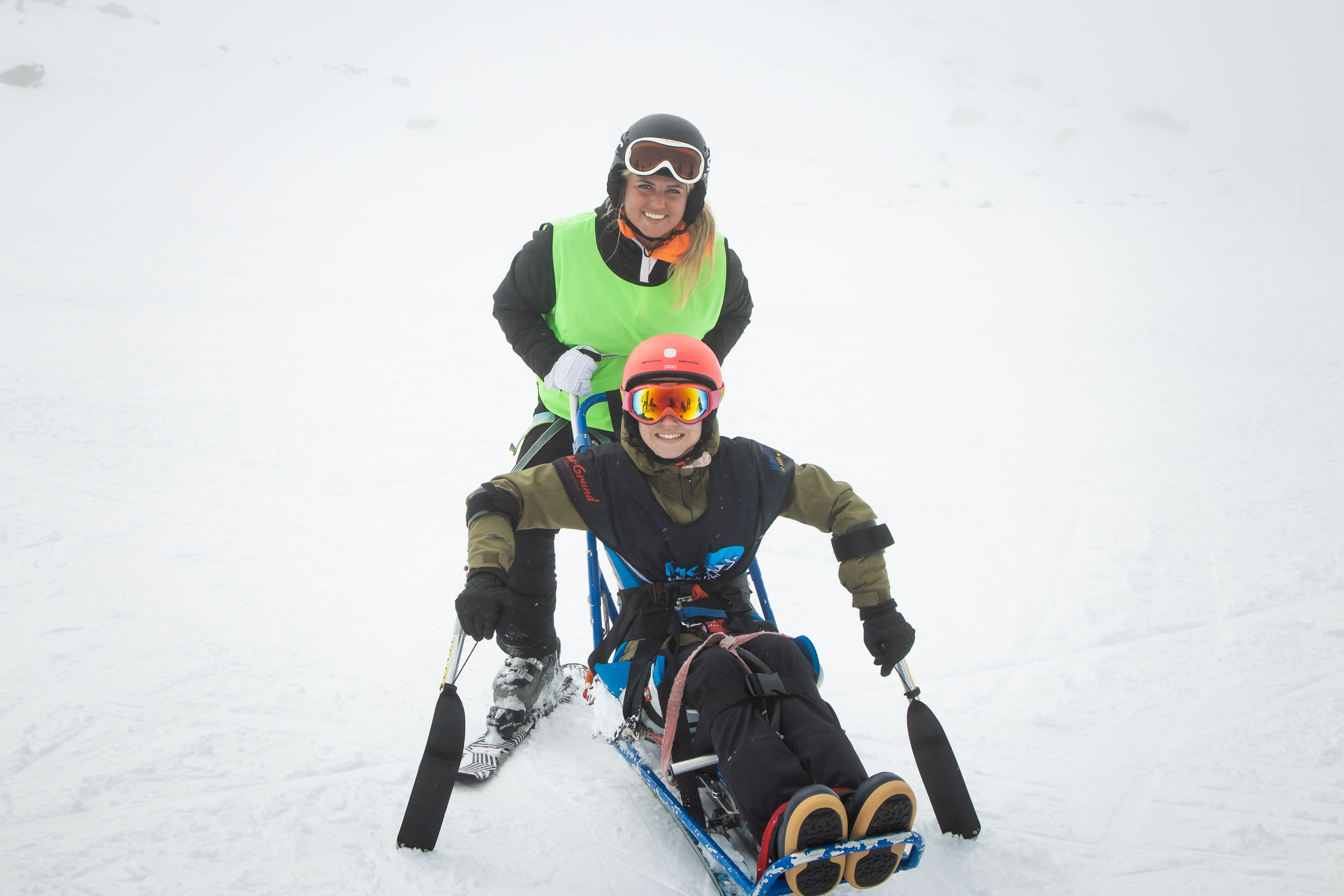 Op wintersport met een handicap? Ja hoor, dat kan! - Wijrollen.nl
